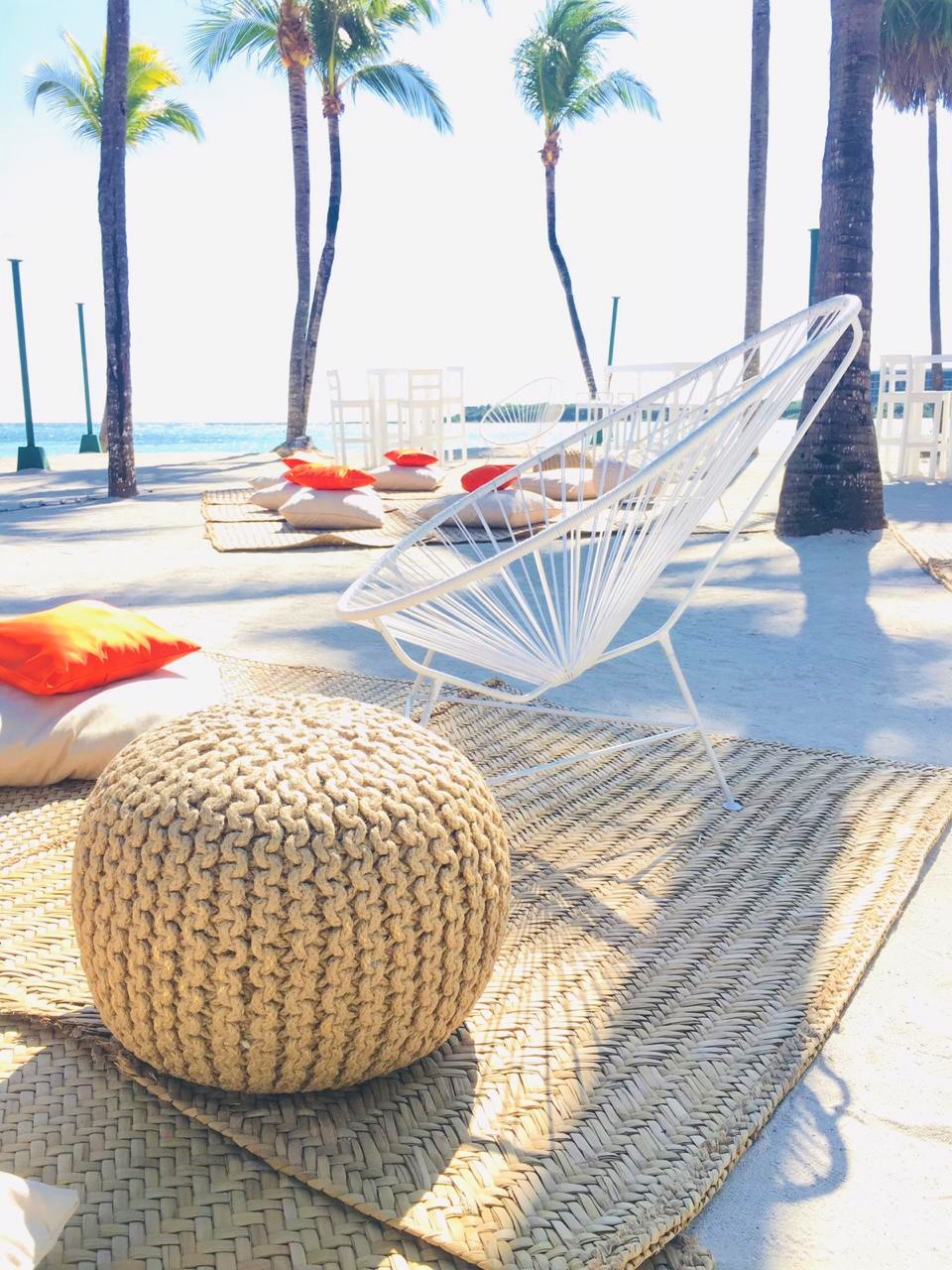 Acapulco style Lounge Chairs – Grupo Lomas – Digital Midia Center